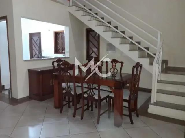 Casa / Sobrado para Venda em Jacareí/SP Jardim Terras de São João 3 Quartos