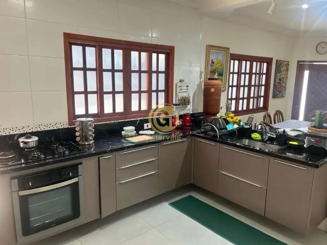 Casa / Sobrado para Venda em Jacareí/SP Jardim Terras de São João 3 Quartos