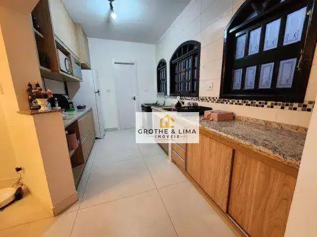 Casa / Sobrado para Venda em Jacareí/SP Jardim Terras de São João 3 Quartos