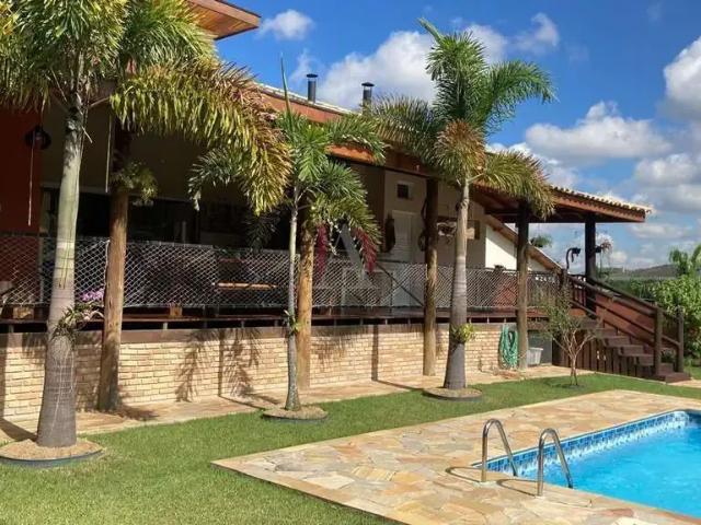 Casa / Sobrado para Venda em Jacareí/SP Jardim Terras de Santa Helena 4 Quartos