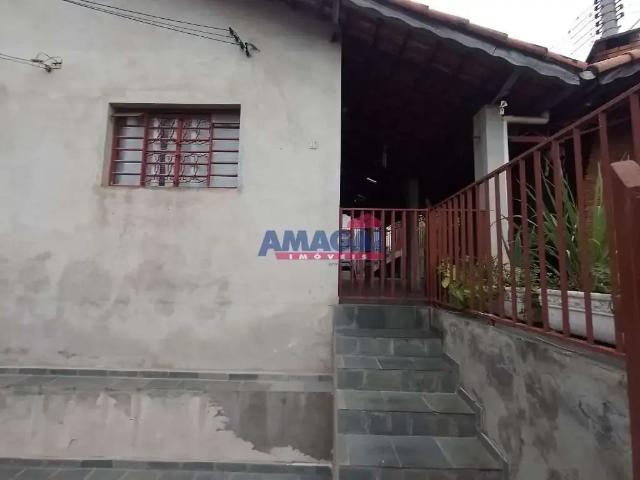 Casa / Sobrado para Venda em Jacareí/SP Jardim Yolanda 4 Quartos