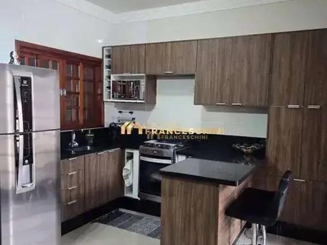 Casa / Sobrado para Venda em Jacareí/SP Loteamento Villa Branca 3 Quartos