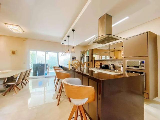 Casa / Sobrado para Venda em Jacareí/SP Loteamento Villa Branca 3 Quartos