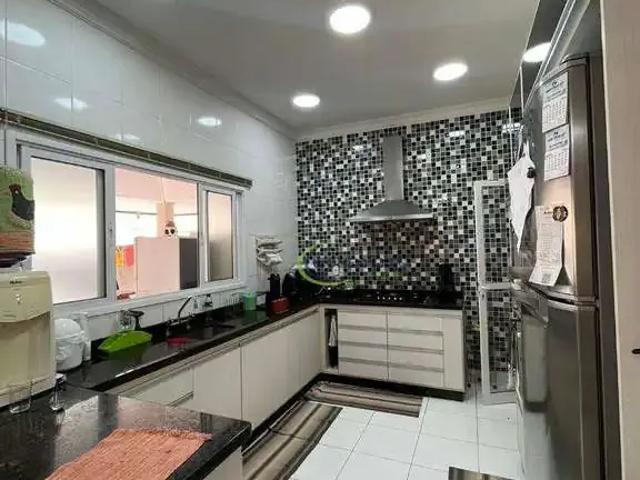 Casa / Sobrado para Venda em Jacareí/SP Loteamento Villa Branca 3 Quartos