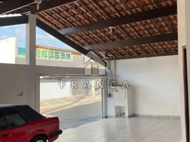 Casa / Sobrado para Venda em Jacareí/SP Loteamento Villa Branca 3 Quartos