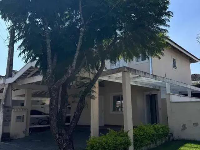 Casa / Sobrado para Venda em Jacareí/SP Loteamento Villa Branca 3 Quartos