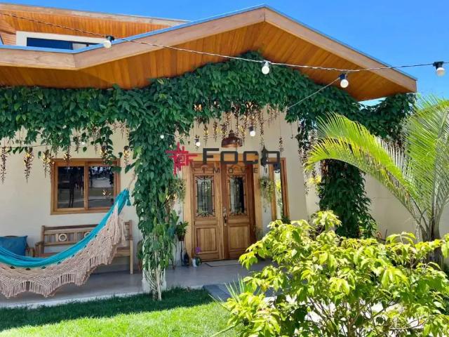 Casa / Sobrado para Venda em Jacareí/SP Loteamento Villa Branca 3 Quartos