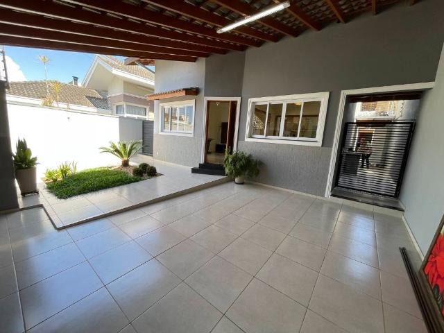 Casa / Sobrado para Venda em Jacareí/SP Loteamento Villa Branca 3 Quartos