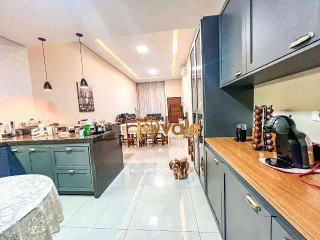 Casa / Sobrado para Venda em Jacareí/SP Loteamento Villa Branca 3 Quartos