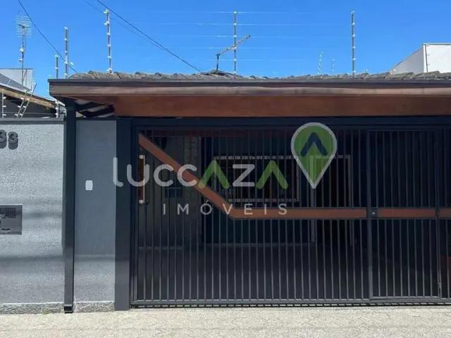 Casa / Sobrado para Venda em Jacareí/SP Loteamento Villa Branca 3 Quartos