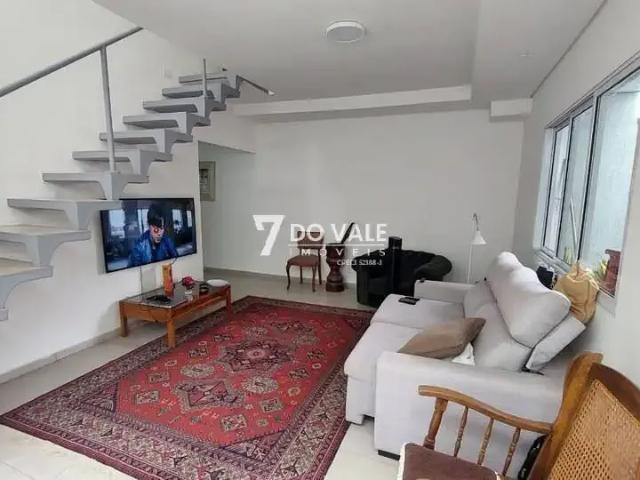 Casa / Sobrado para Venda em Jacareí/SP Loteamento Villa Branca 3 Quartos