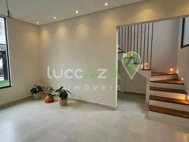 Casa / Sobrado para Venda em Jacareí/SP Loteamento Villa Branca 3 Quartos
