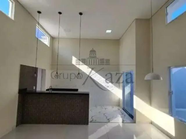 Casa / Sobrado para Venda em Jacareí/SP Loteamento Villa Branca 3 Quartos