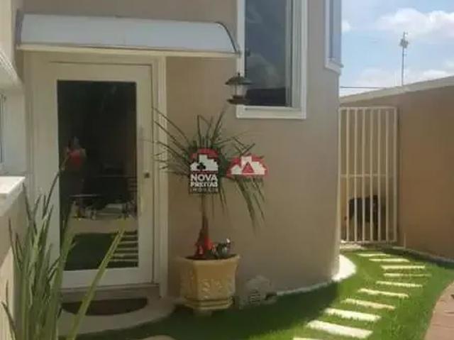 Casa / Sobrado para Venda em Jacareí/SP Loteamento Villa Branca 4 Quartos