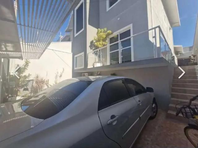 Casa / Sobrado para Venda em Jacareí/SP Loteamento Villa Branca 4 Quartos
