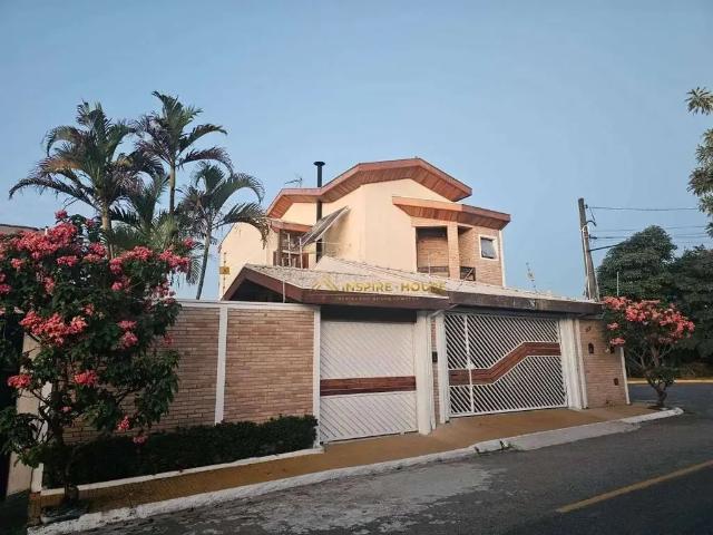 Casa / Sobrado para Venda em Jacareí/SP Loteamento Villa Branca 4 Quartos