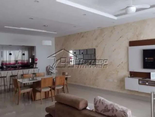 Casa / Sobrado para Venda em Jacareí/SP Loteamento Villa Branca 4 Quartos