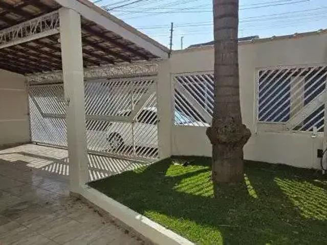 Casa / Sobrado para Venda em Jacareí/SP Loteamento Villa Branca 5 Quartos