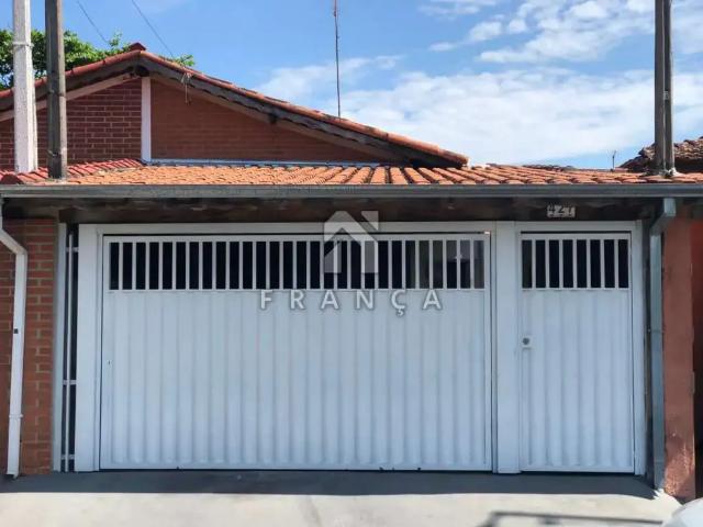 Casa / Sobrado para Venda em Jacareí/SP Parque Meia Lua 2 Quartos