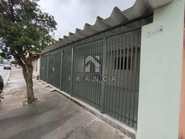 Casa / Sobrado para Venda em Jacareí/SP Parque Meia Lua 4 Quartos