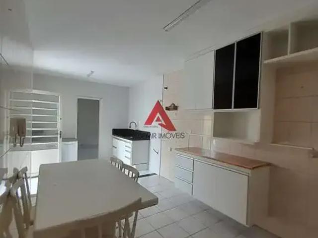 Casa / Sobrado para Venda em Jacareí/SP Parque Nova América 3 Quartos