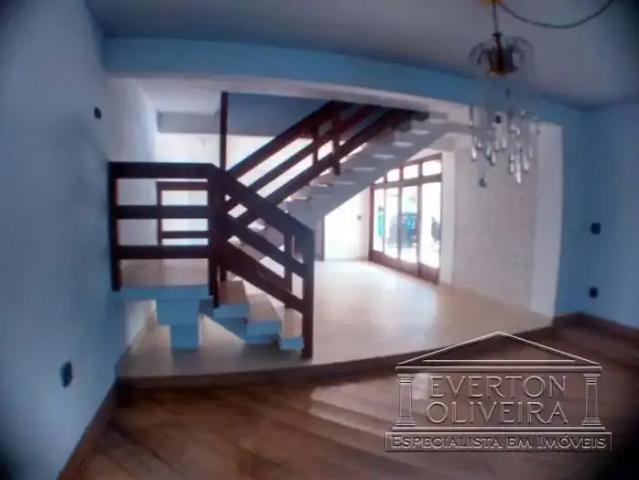 Casa / Sobrado para Venda em Jacareí/SP Parque Brasil 4 Quartos
