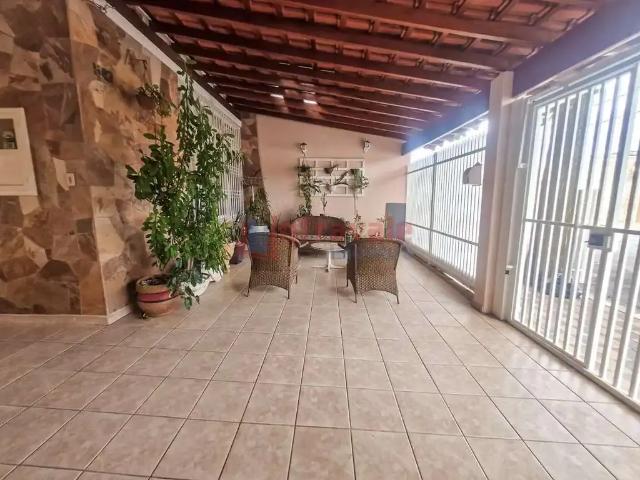 Casa / Sobrado para Venda em Jacareí/SP Parque Brasil 3 Quartos