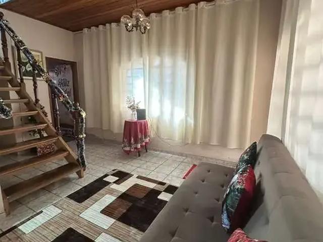 Casa / Sobrado para Venda em Jacareí/SP Parque dos Príncipes 3 Quartos