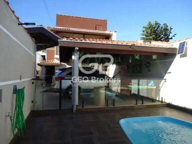 Casa / Sobrado para Venda em Jacareí/SP Parque dos Príncipes 3 Quartos