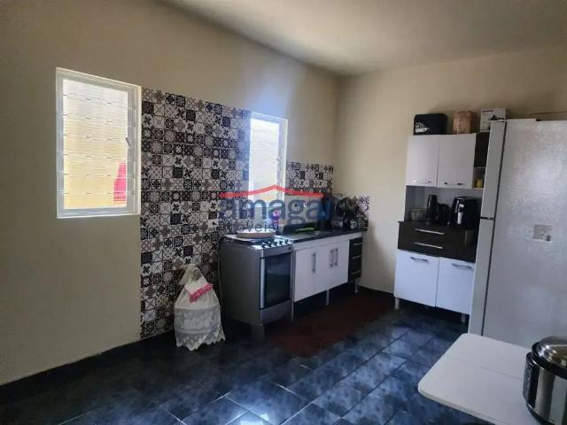 Casa / Sobrado para Venda em Jacareí/SP Parque Santo Antônio 3 Quartos