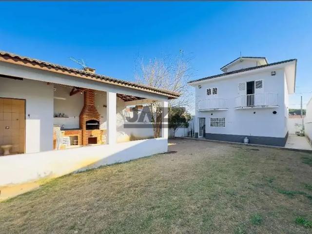 Casa / Sobrado para Venda em Jacareí/SP Parque Santo Antônio 4 Quartos