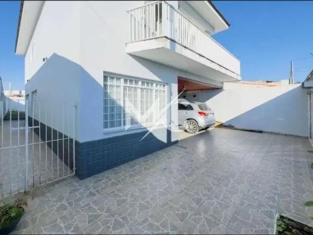 Casa / Sobrado para Venda em Jacareí/SP Parque Santo Antônio 4 Quartos