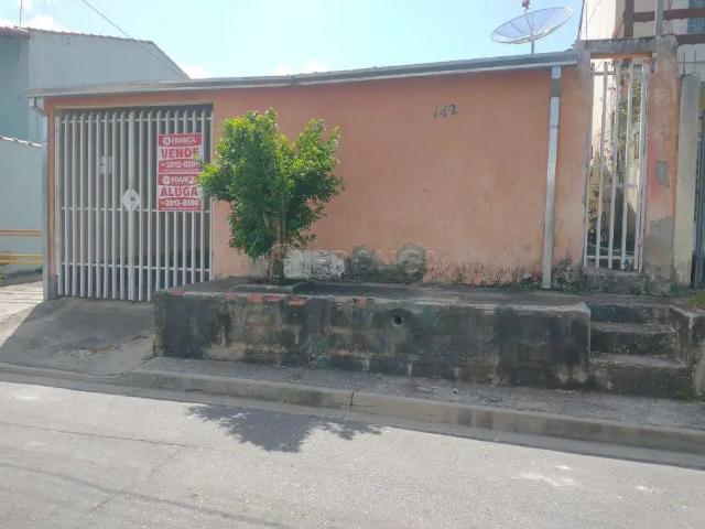 Casa / Sobrado para Venda em Jacareí/SP Primeiro De Maio 3 Quartos