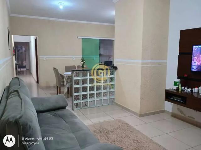 Casa / Sobrado para Venda em Jacareí/SP Residencial Parque dos Sinos 3 Quartos