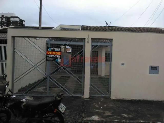 Casa / Sobrado para Venda em Jacareí/SP Residencial Parque dos Sinos 3 Quartos