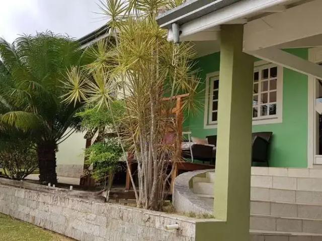 Casa / Sobrado para Venda em Jacareí/SP Terras de Santa Helena 3 Quartos