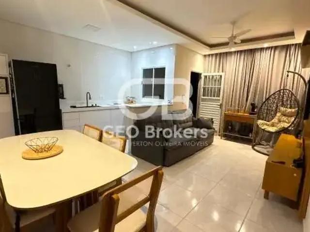 Casa / Sobrado para Venda em Jacareí/SP Vila Zezé 2 Quartos