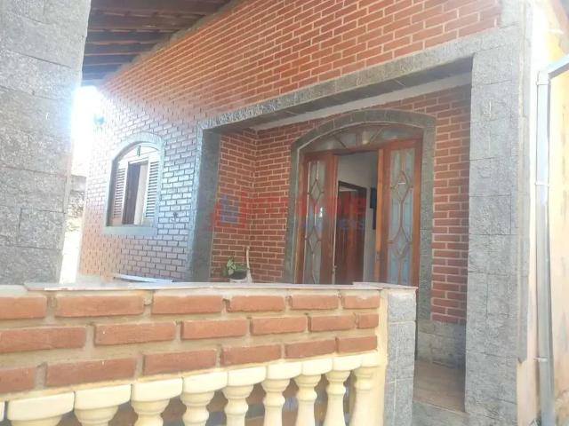Casa / Sobrado para Venda em Jacareí/SP Vila Zezé 3 Quartos