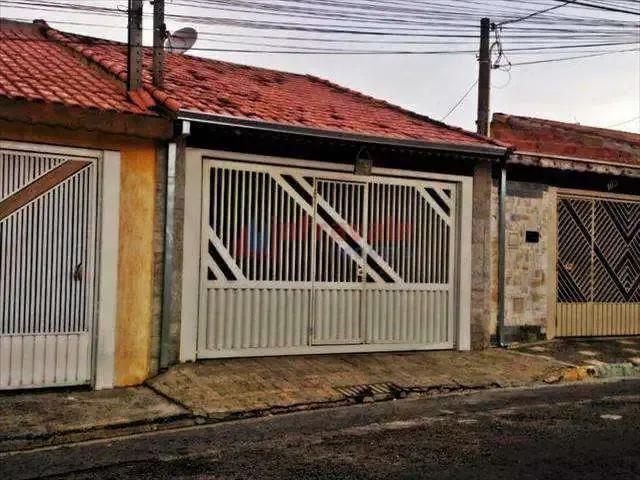 Casa / Sobrado para Venda em Jacareí/SP Vila Zezé 3 Quartos