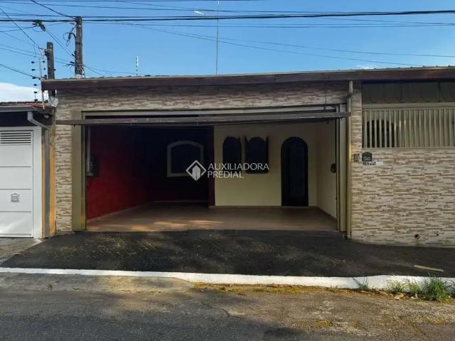 Casa / Sobrado para Venda em Jacareí/SP Vila Zezé 3 Quartos