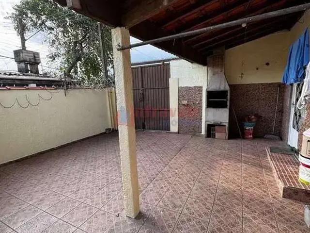 Casa / Sobrado para Venda em Jacareí/SP Vila Zezé 4 Quartos