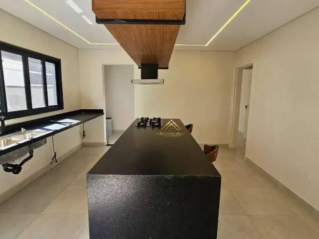 Casa / Sobrado para Venda em Jacareí/SP Vila Branca 3 Quartos