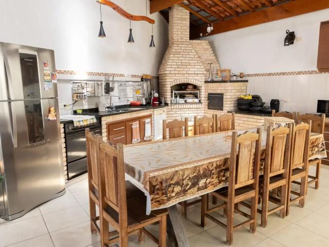 Casa / Sobrado para Venda em Jacareí/SP Vila Formosa 3 Quartos