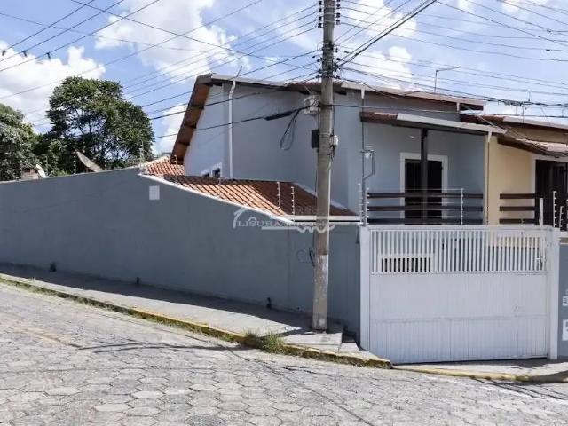 Casa / Sobrado para Venda em Jacareí/SP Vila Formosa 3 Quartos