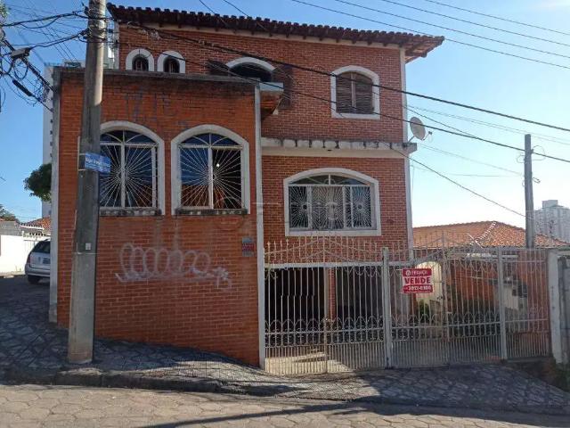 Casa / Sobrado para Venda em Jacareí/SP Vila Formosa 5 Quartos