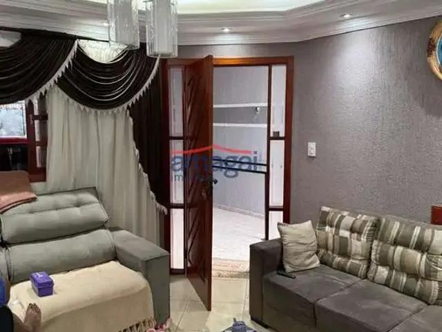 Casa / Sobrado para Venda em Jacareí/SP Vila Garcia São Silvestre 3 Quartos