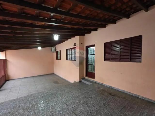 Casa / Sobrado para Venda em Jaguariúna/SP Conjunto Habitacional Vila 12 de Setembro 1° Etapa 4 Quartos