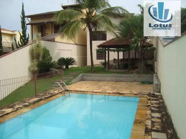 Casa / Sobrado para Venda em Jaguariúna/SP Centro 3 Quartos