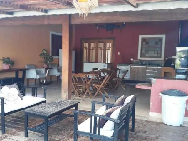 Casa / Sobrado para Venda em Jaguariúna/SP Centro 4 Quartos