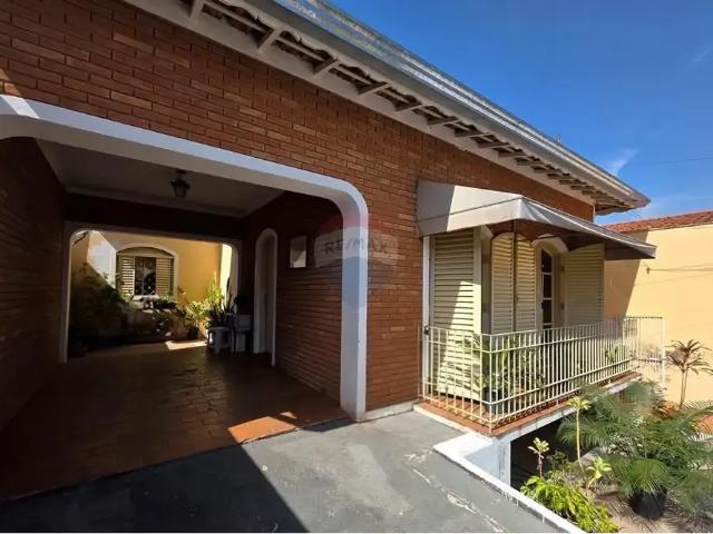 Casa / Sobrado para Venda em Jaguariúna/SP Jardim Mauá 3 Quartos